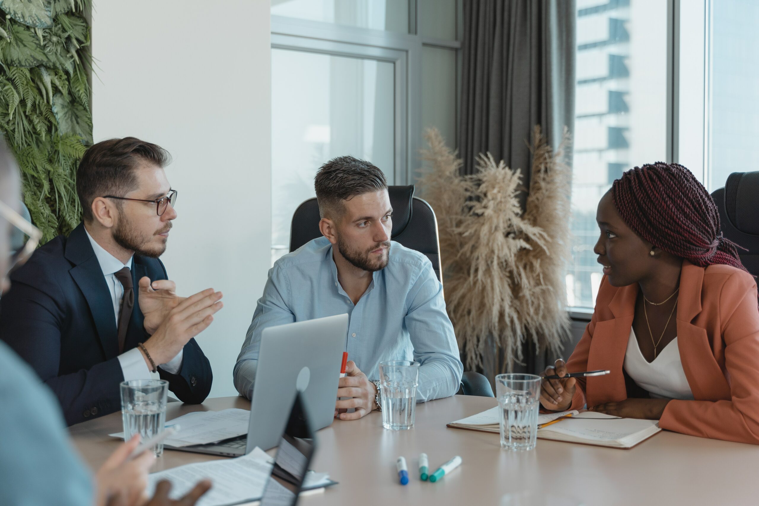 Who Owns Employee Retention in Your Workplace? - Employee Fanatix